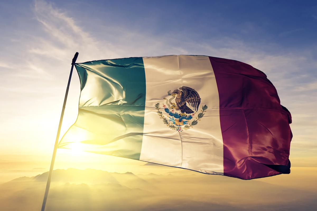 Por el Día de la Bandera mexicana conoce un poco de su historia ...
