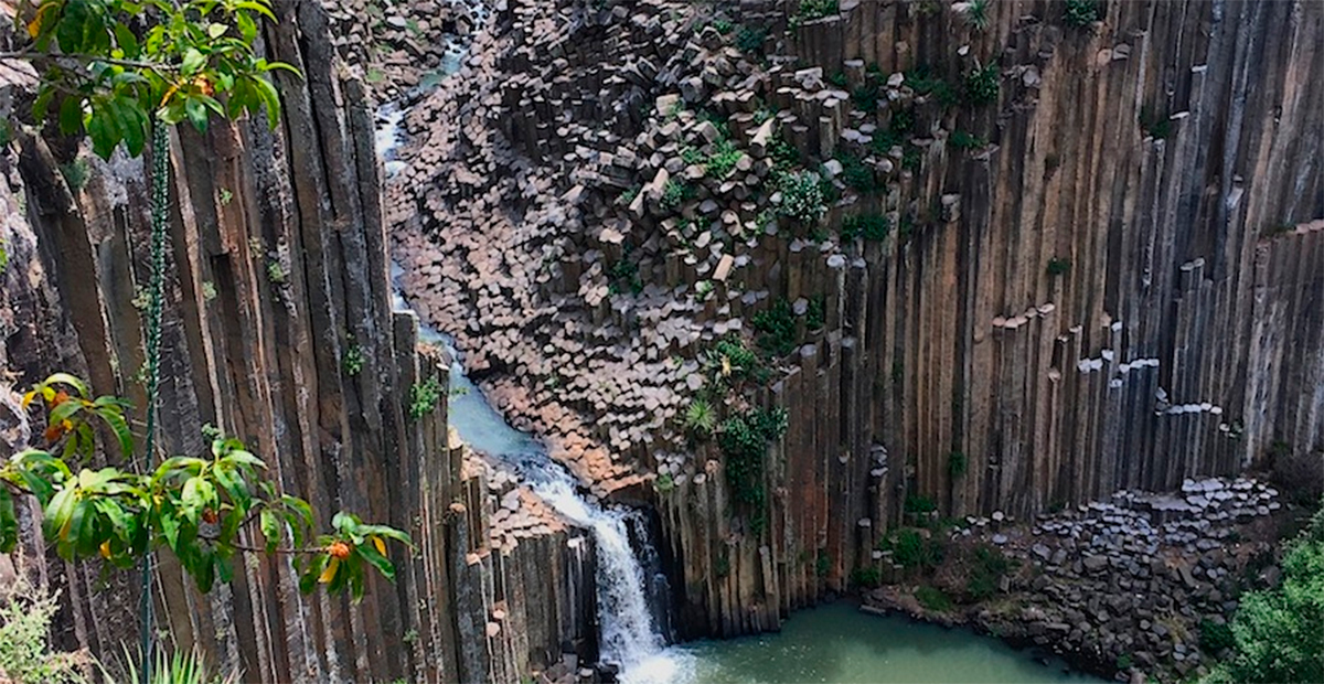 Descubre la maravilla natural de los Prismas Basálticos en Huasca de ...